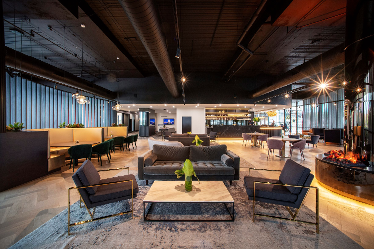 What Distinguishes Flexible Workspace Operators Offerings?