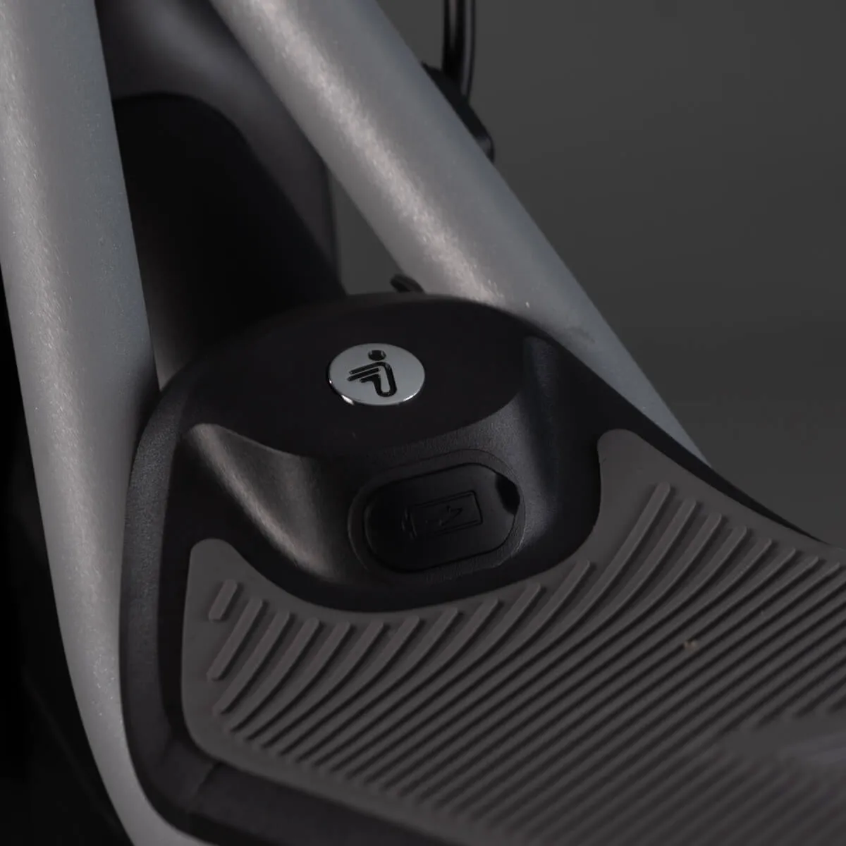 Ninebot by Segway KickScooter D18W