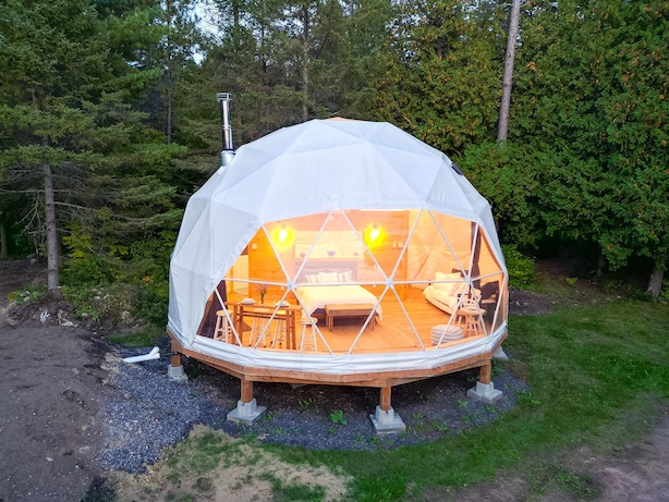 Phoenix Domes 4 Season Deluxe Glamping Package Dome - 26'/8m | Pricing, Specs & Reviews | PrefabList
