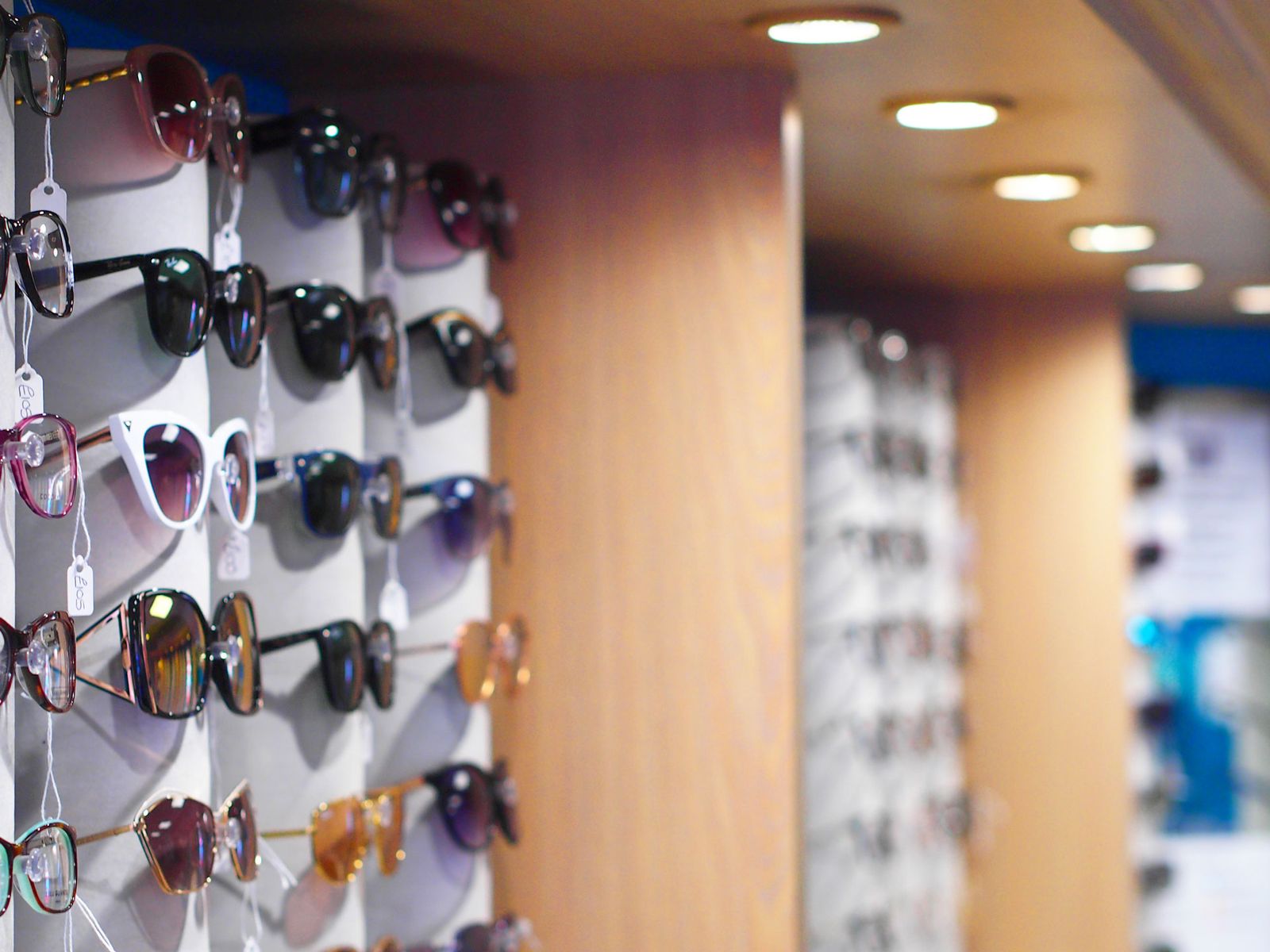 Wallace Opticians - Your Optician in Whitburn, West Lothian