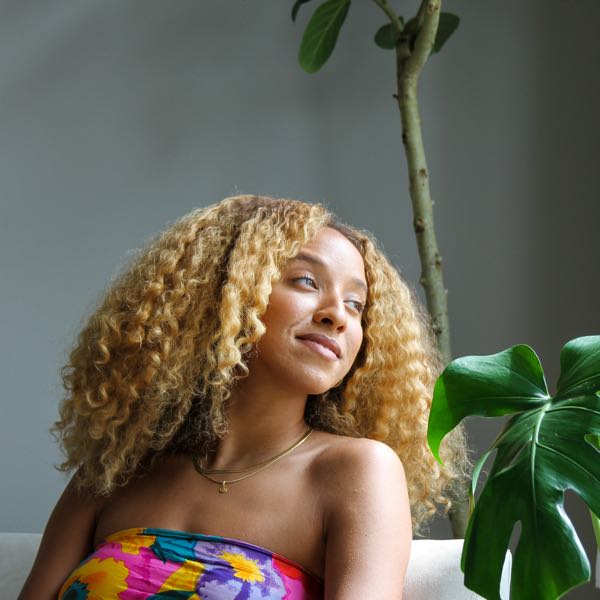 Intro - Book experts & get advice