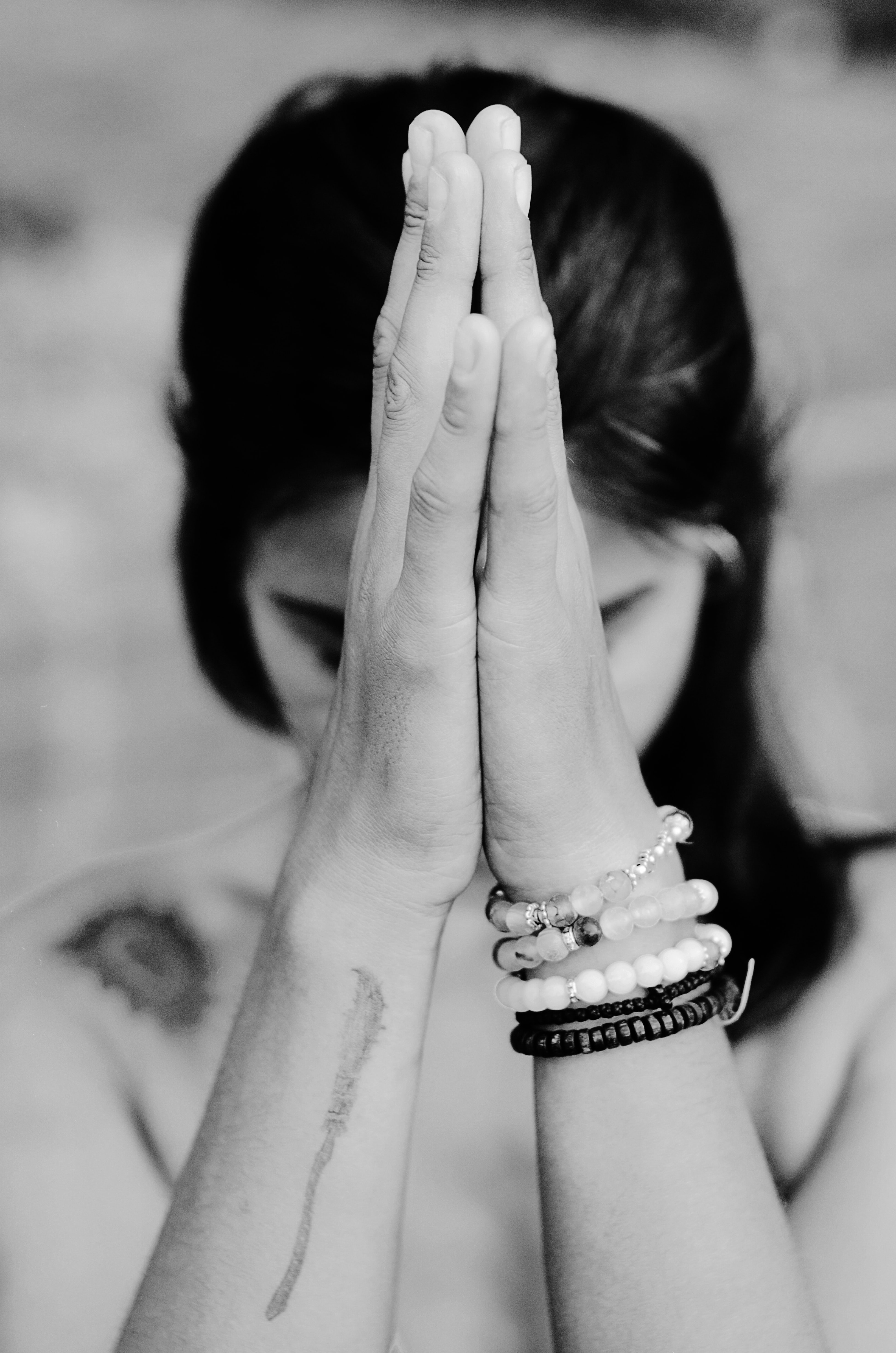 Saludo Namasté: ¿Qué Significa y Por qué Lo Decimos en Las Clases de ...