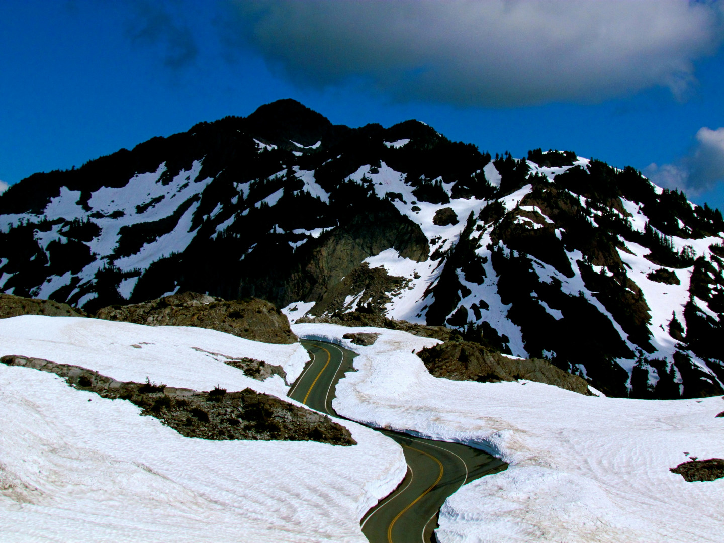 Seattle Motorcycle Rides | Explore The Best Routes & Roads - REVER