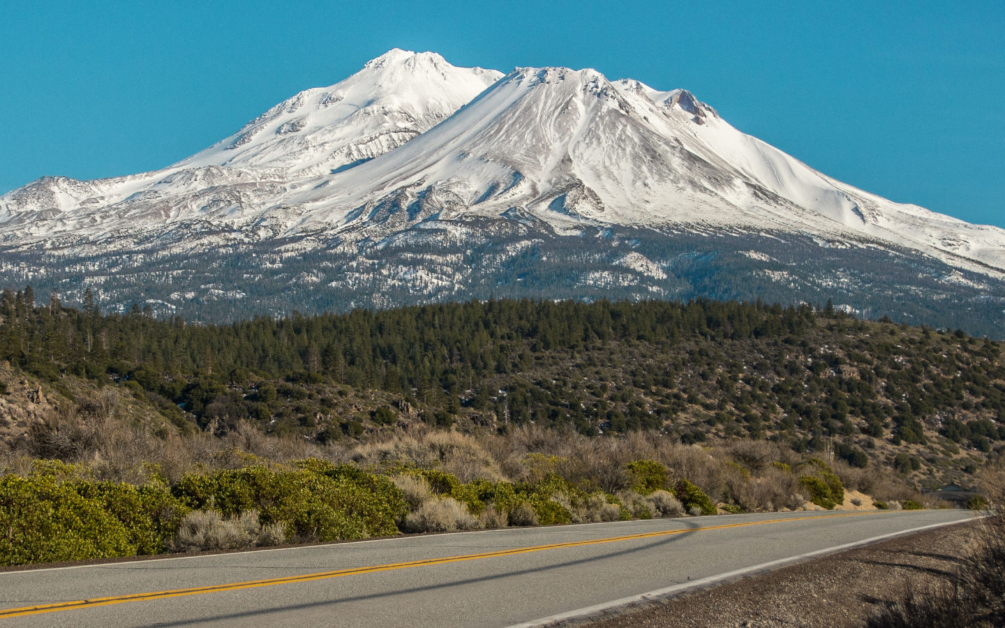 Best Motorcycle Rides In Northern California | Routes & Roads - REVER