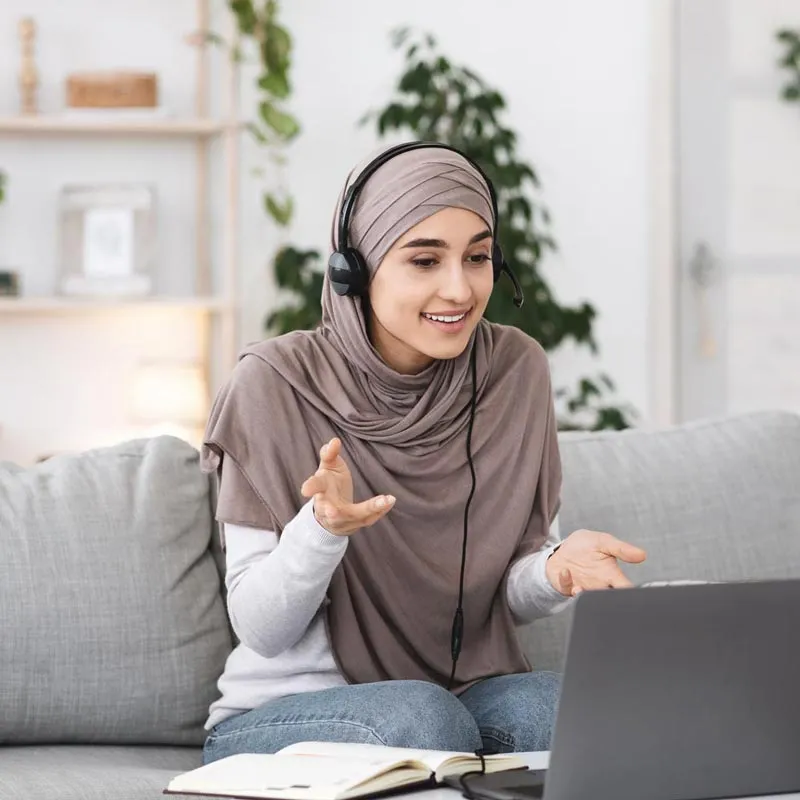 How we help women to succeed in English!