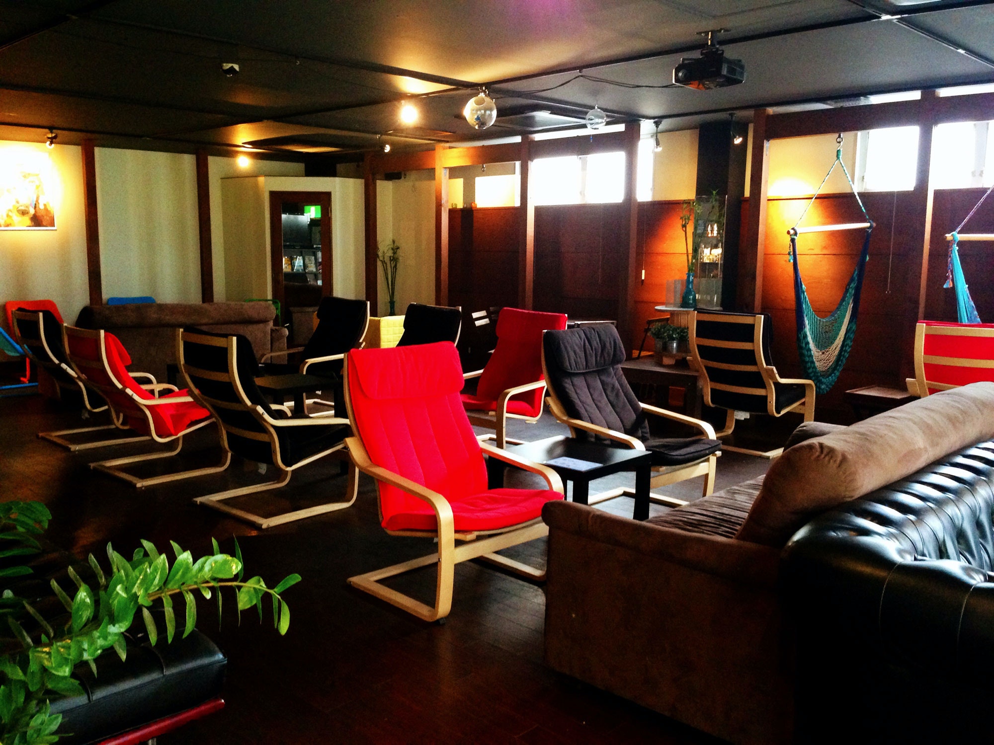 shisha cafe & store sweeke’s（シーシャカフェアンドストア スウィークス） JR横浜線町田駅北口から徒歩3分、小田急 ...
