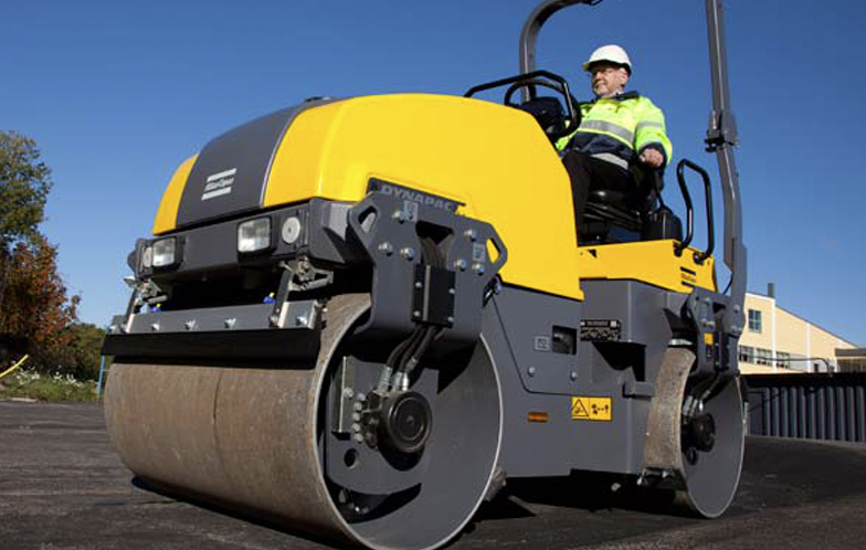 Hyr en Atlas Copco CC1100 från Arema Heavy Rental