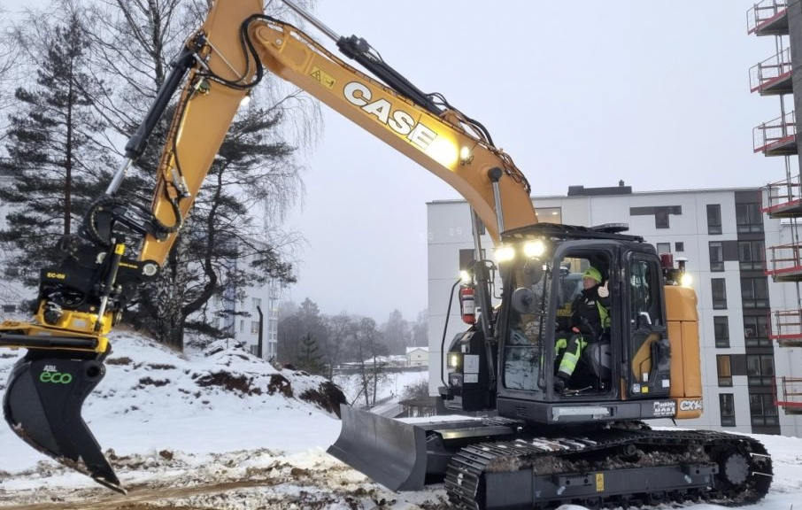 Hyr en Case CX145D SR från Arema Heavy Rental