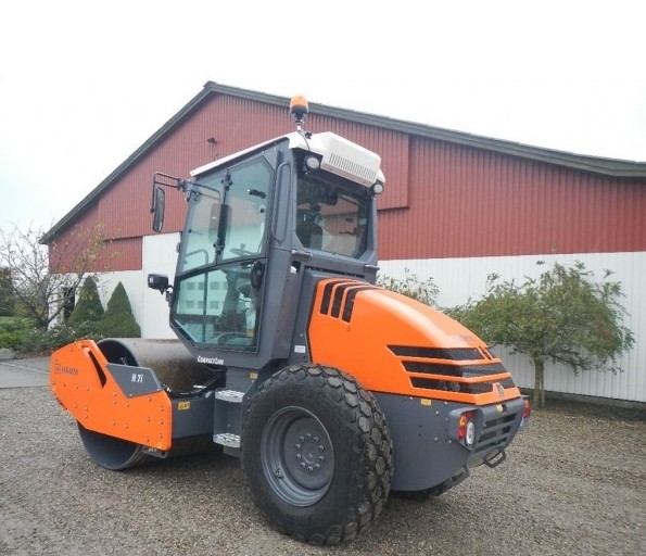 Hyr en Hamm H7i från Arema Heavy Rental