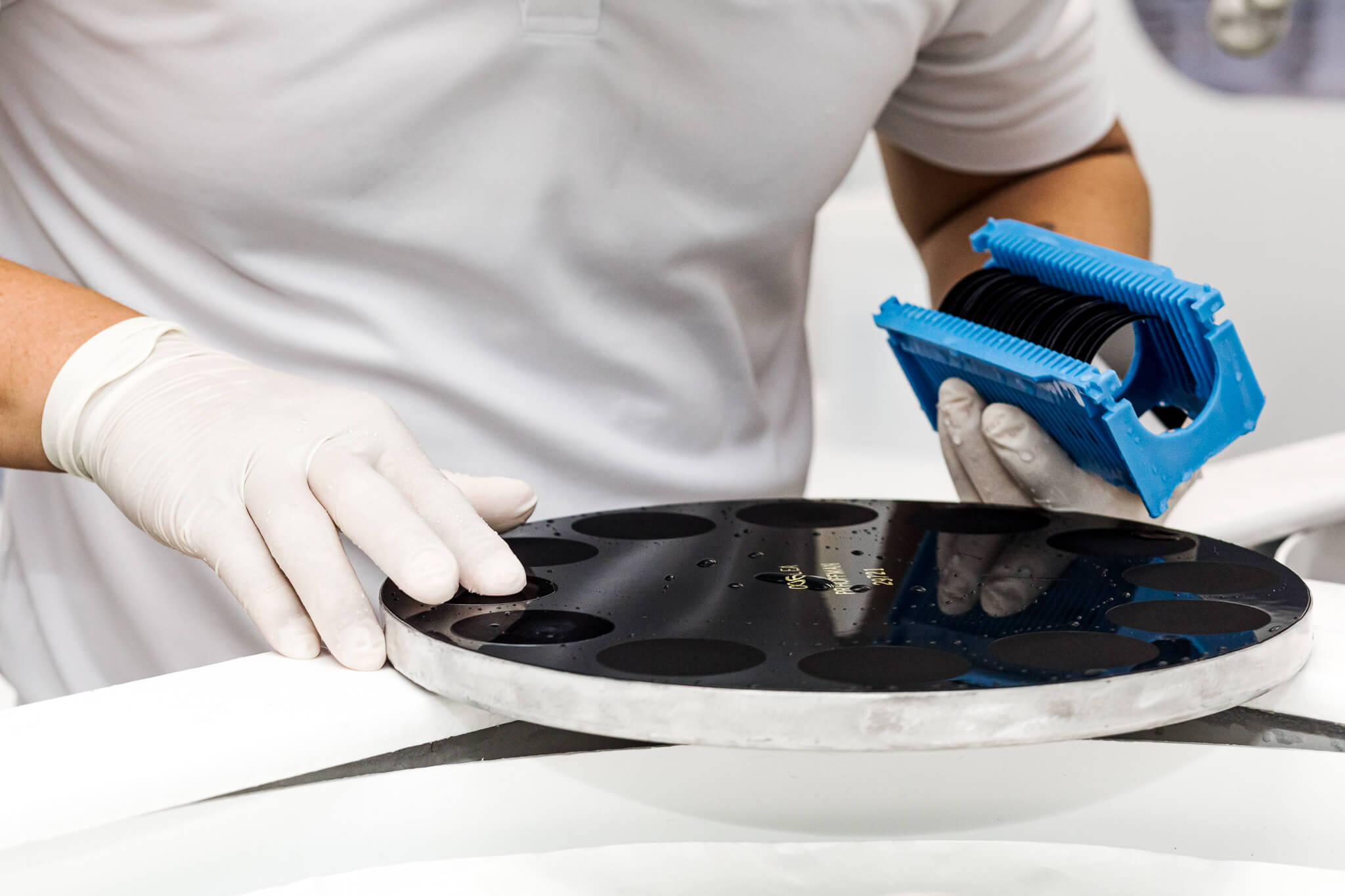 Unlocking the Price Puzzle: What Shapes Silicon Wafer Costs? | Wafer World