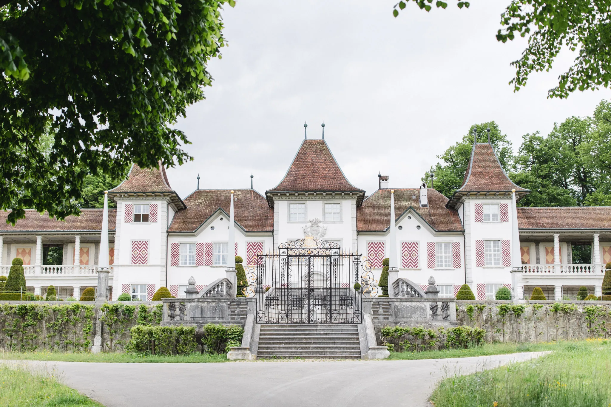 Wedding photographer: A civil wedding at Waldegg Castle