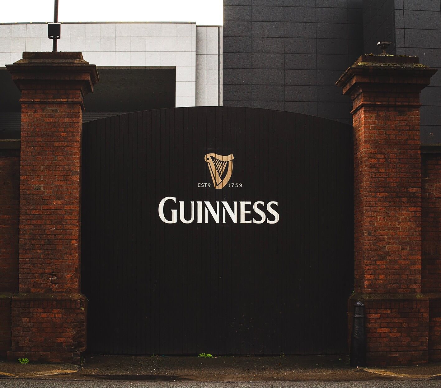 Guinness: A Draught Dynasty