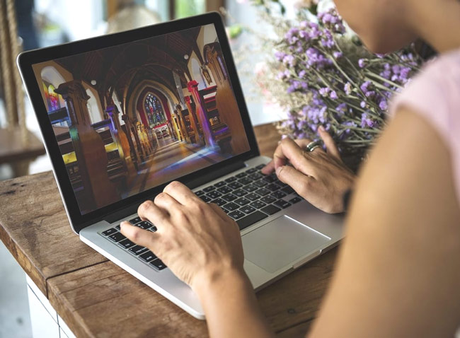 EventLive - Live Stream Funerals & Memorials Easily