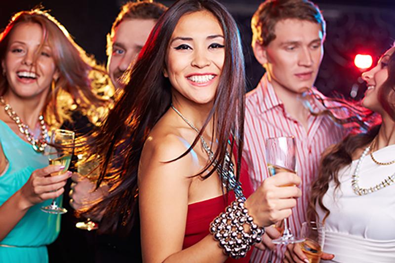 5 Quick & Easy Hairstyles For The Festive Season | GlamCorner ...