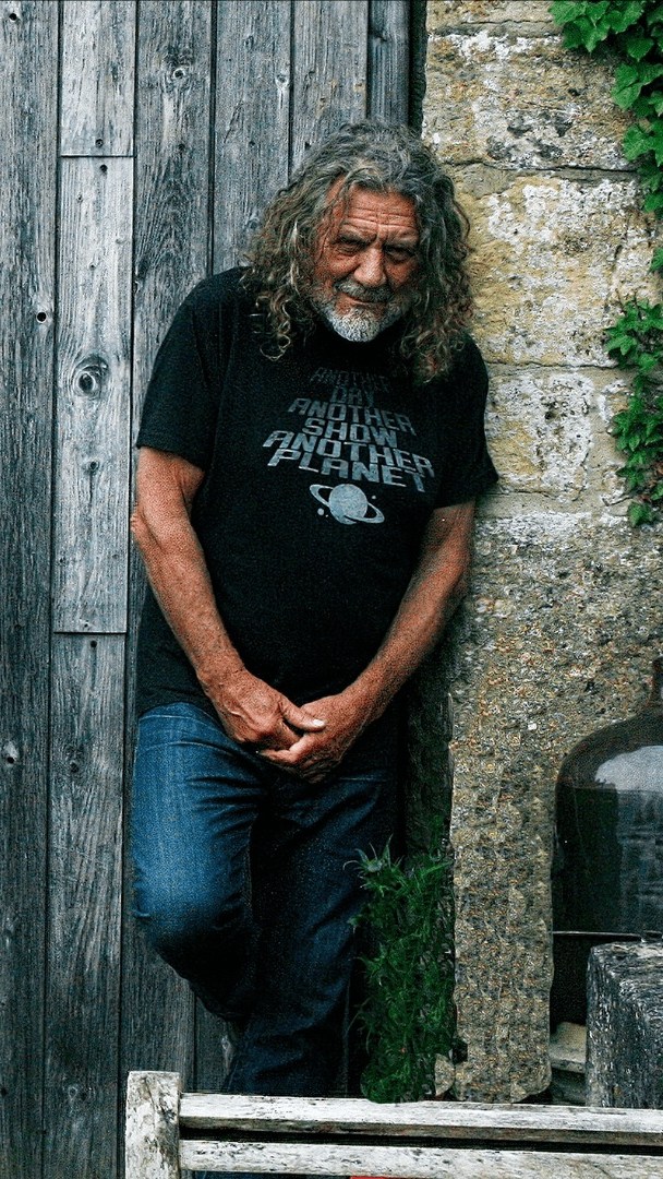 Robert Plant presents Saving Grace featuring Suzi Dian | Official Box ...