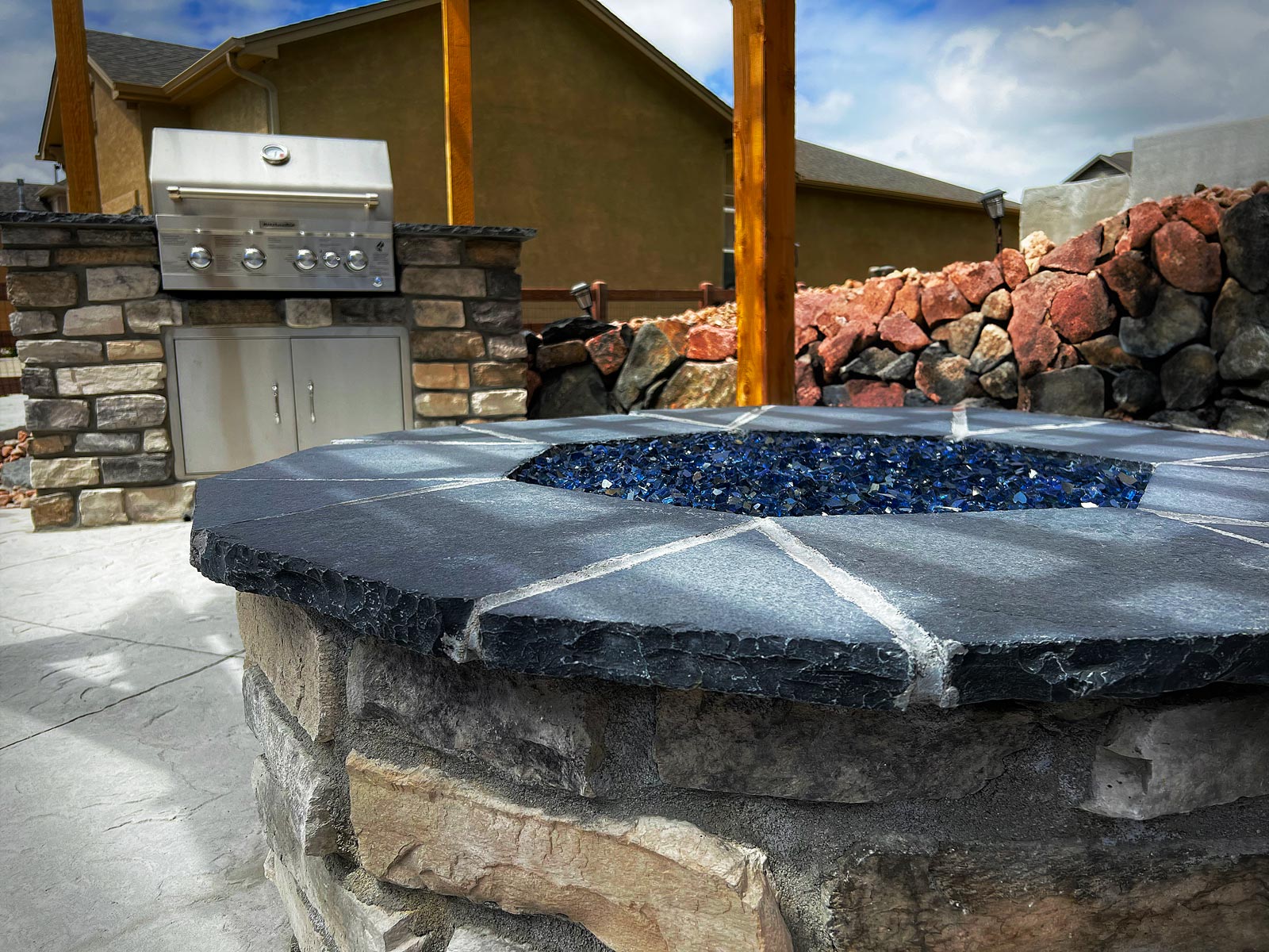 Backyard Oasis: Patio, Fire Pit, & Grill