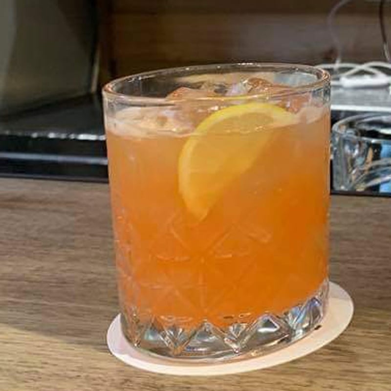 SLOE ROYALE GIN COCKTAIL | The Sprits Workshop