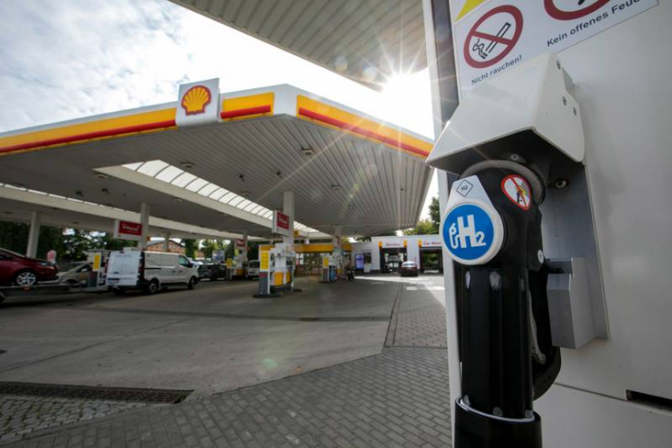 Shell starts up hydrogen electrolyser in China with 20 MW production...