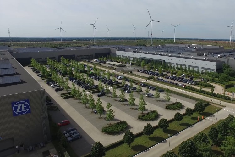 ZF becomes more climate-friendly with green electricity...