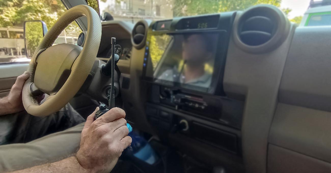 Best Off Road Radios | WeAirDown