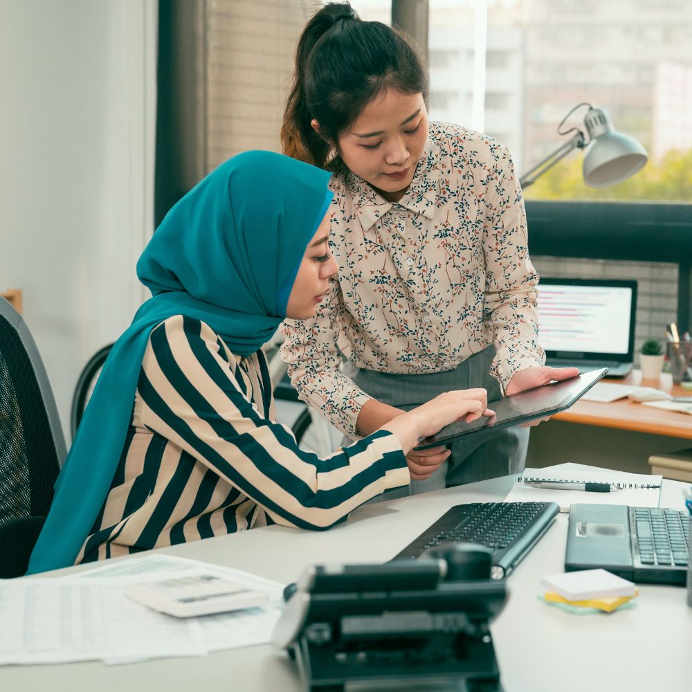 Celebrate Women’s Equality Day at Work! [Tips+Ideas] | Cooleaf