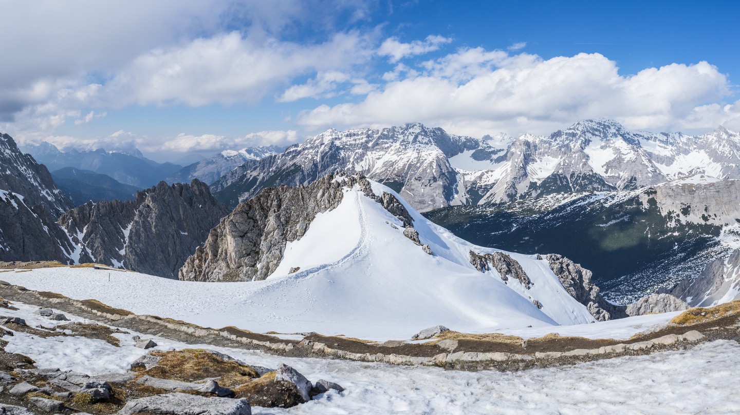 Discover Hafelekarspitze tours in Austria