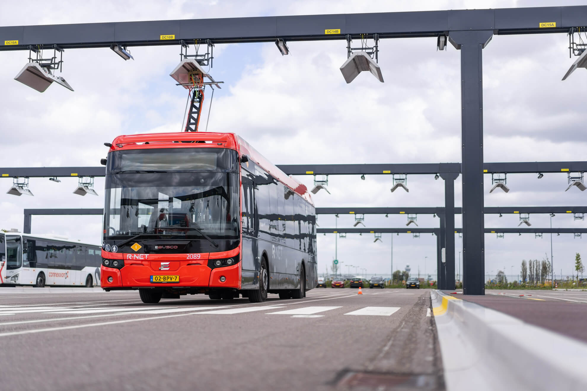 Heliox | Flex 180 kW EV Charging Stations for Bus & Trucks