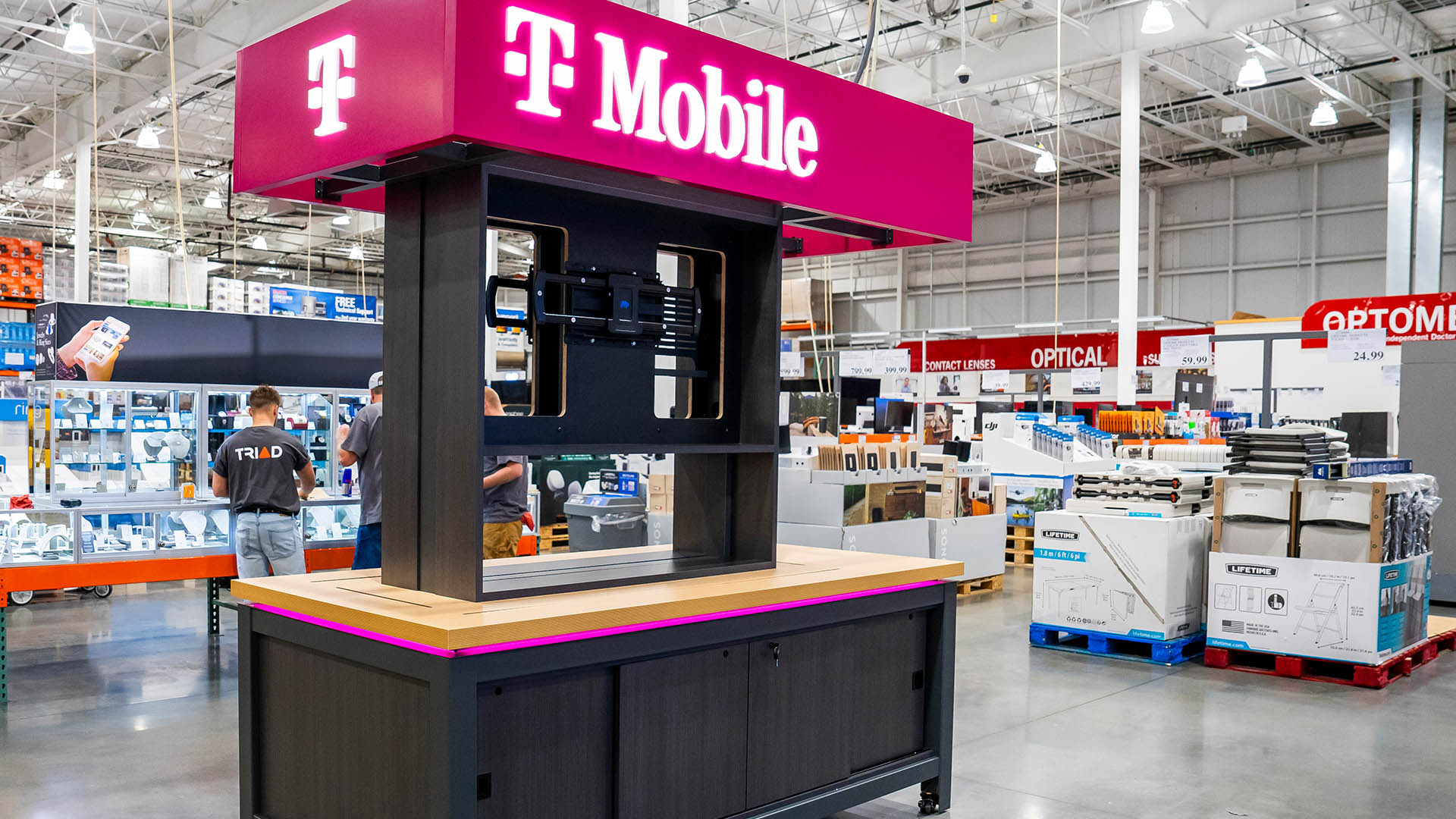 Triad makes T-Mobile’s store-within-a-store a reality. - Triad MFG
