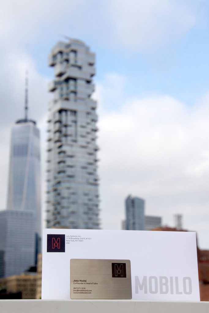 Mobilo | The Mobilo Metal Card