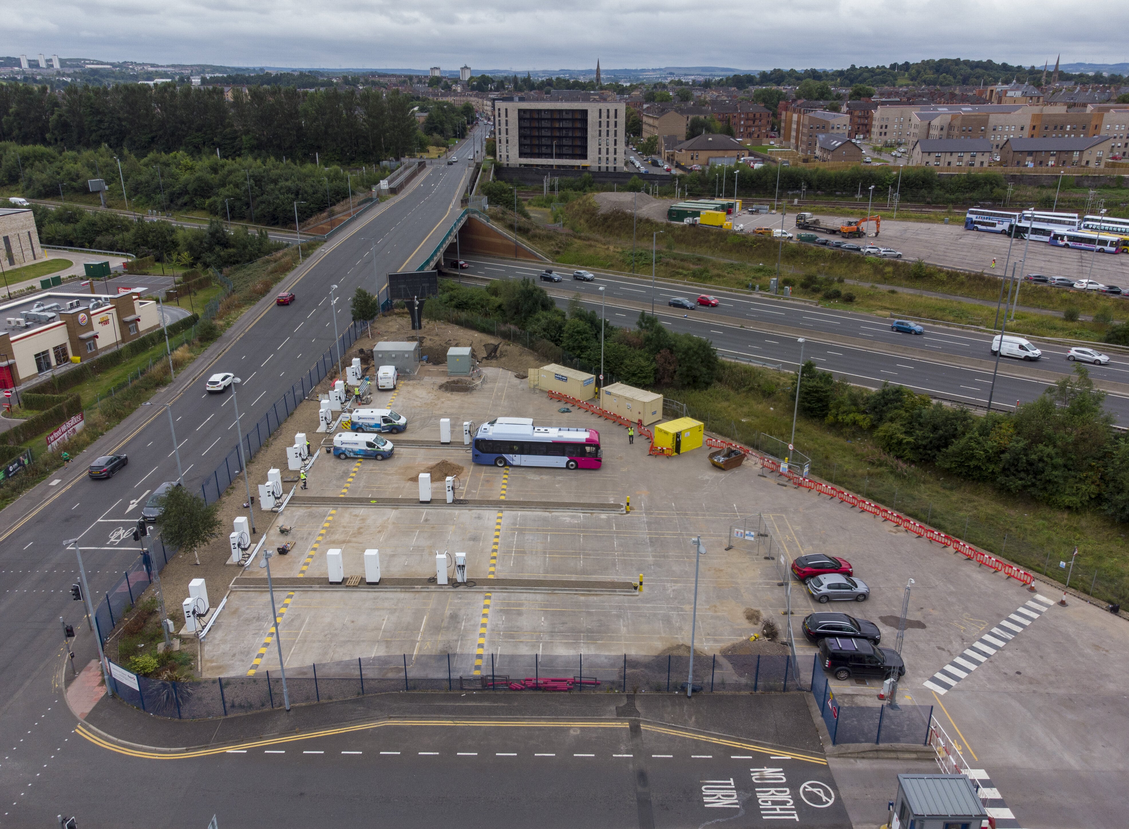 4 top tips for designing the Ideal EV charging depot