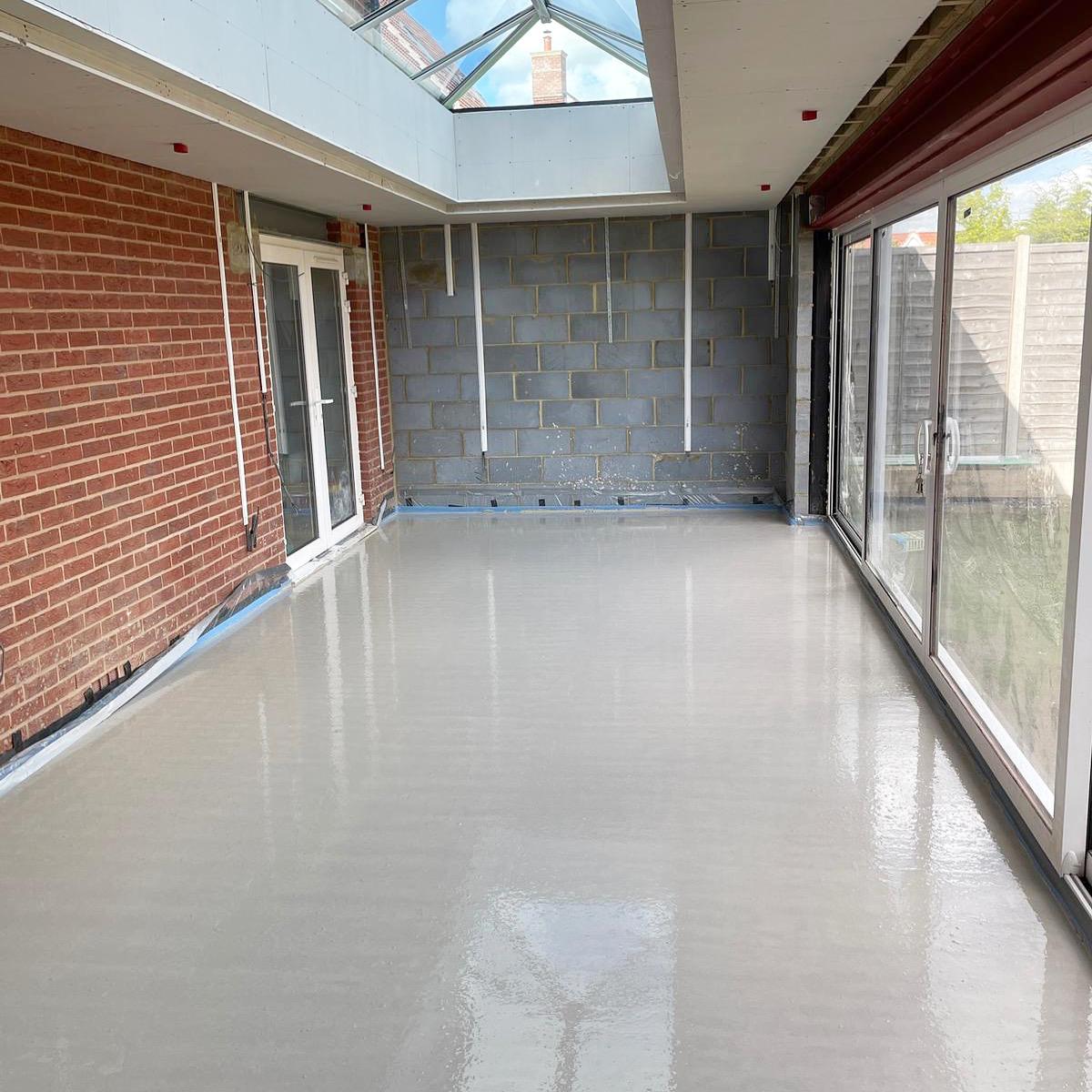 Liquid Flow Screed London | Self Levelling Floor Screed,