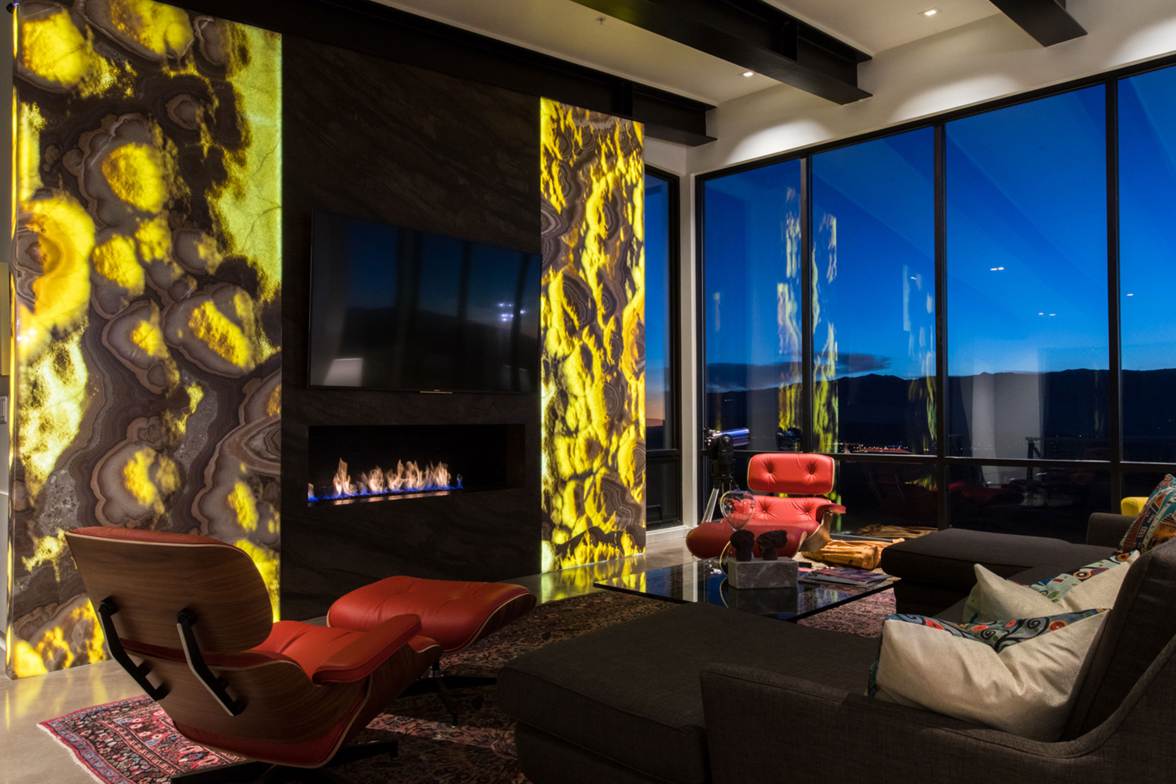 Onyx Fireplace