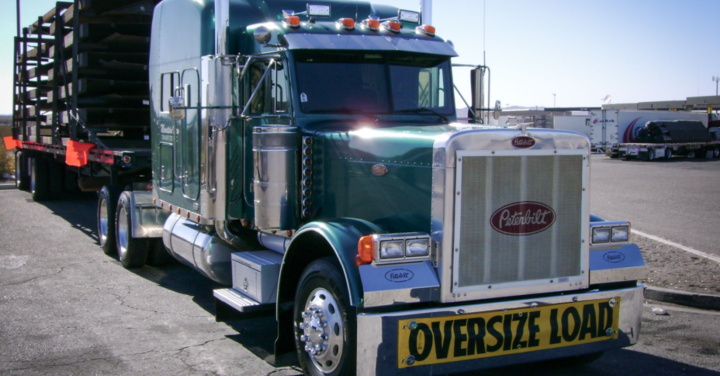 Wicker Park Logistics Explains Flatbed Shipping Rates & Cost Per Mile