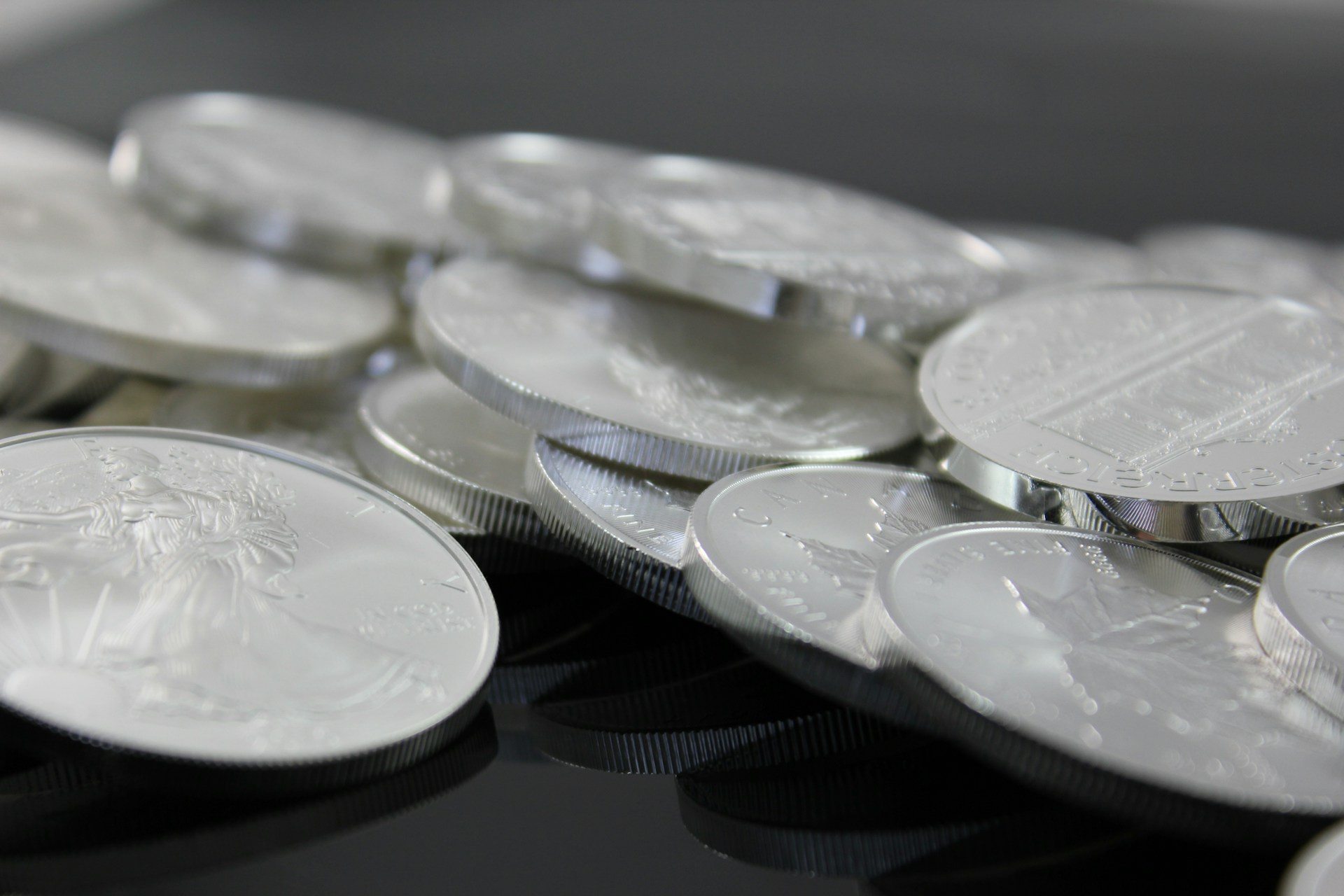 Proof vs. Uncirculated Coins: What’s the Difference?