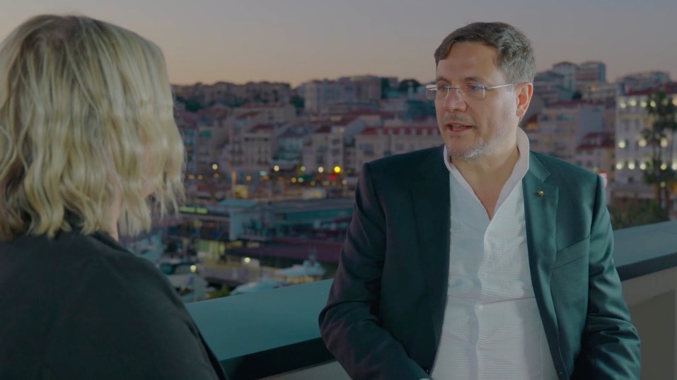 Launch TV | Navigating Abroad | Leverging Data & AI