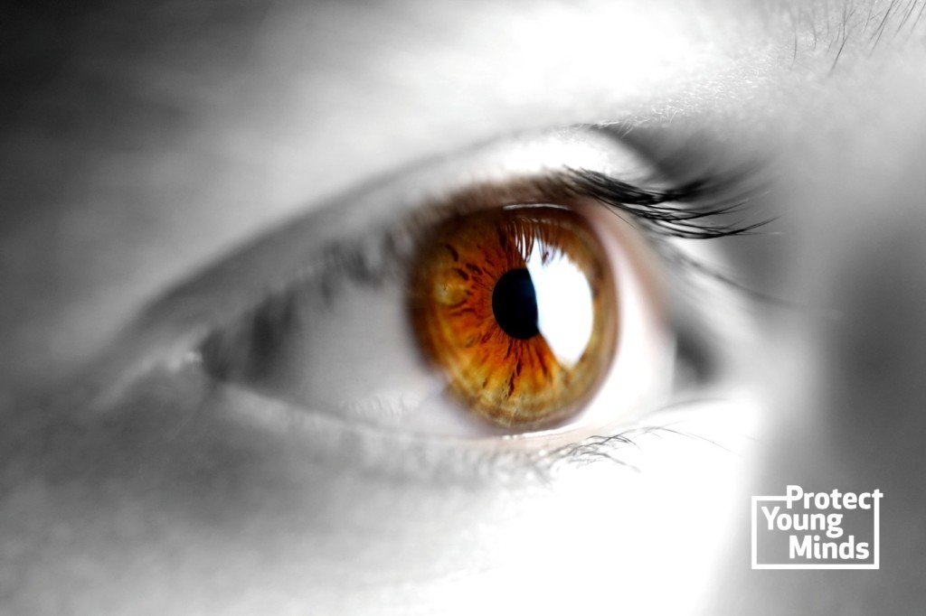 Kids Staring at Cleavage? A Sex Addiction Therapist Gives Parents ...