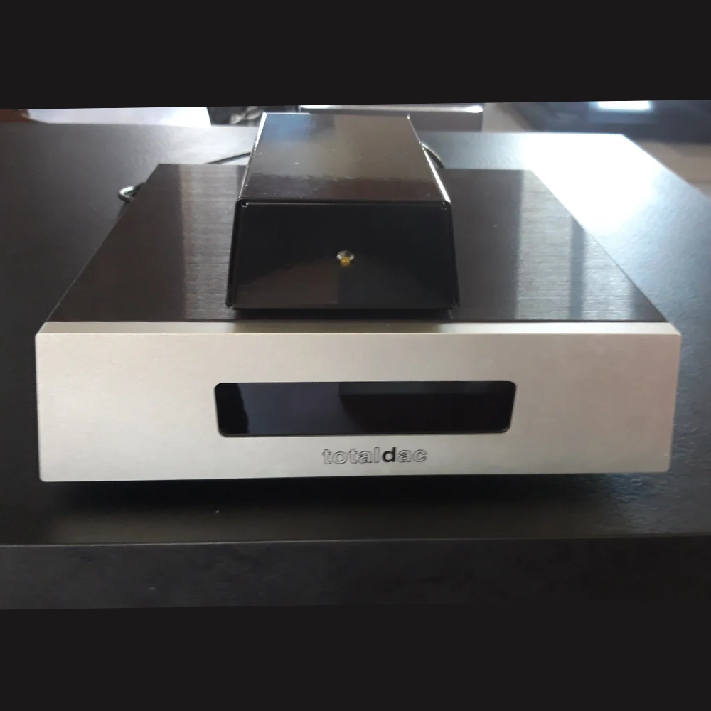 TOTALDAC d1-digital reclocker USB [HIFI OCCASION] | Reclocker : 1.800 ...