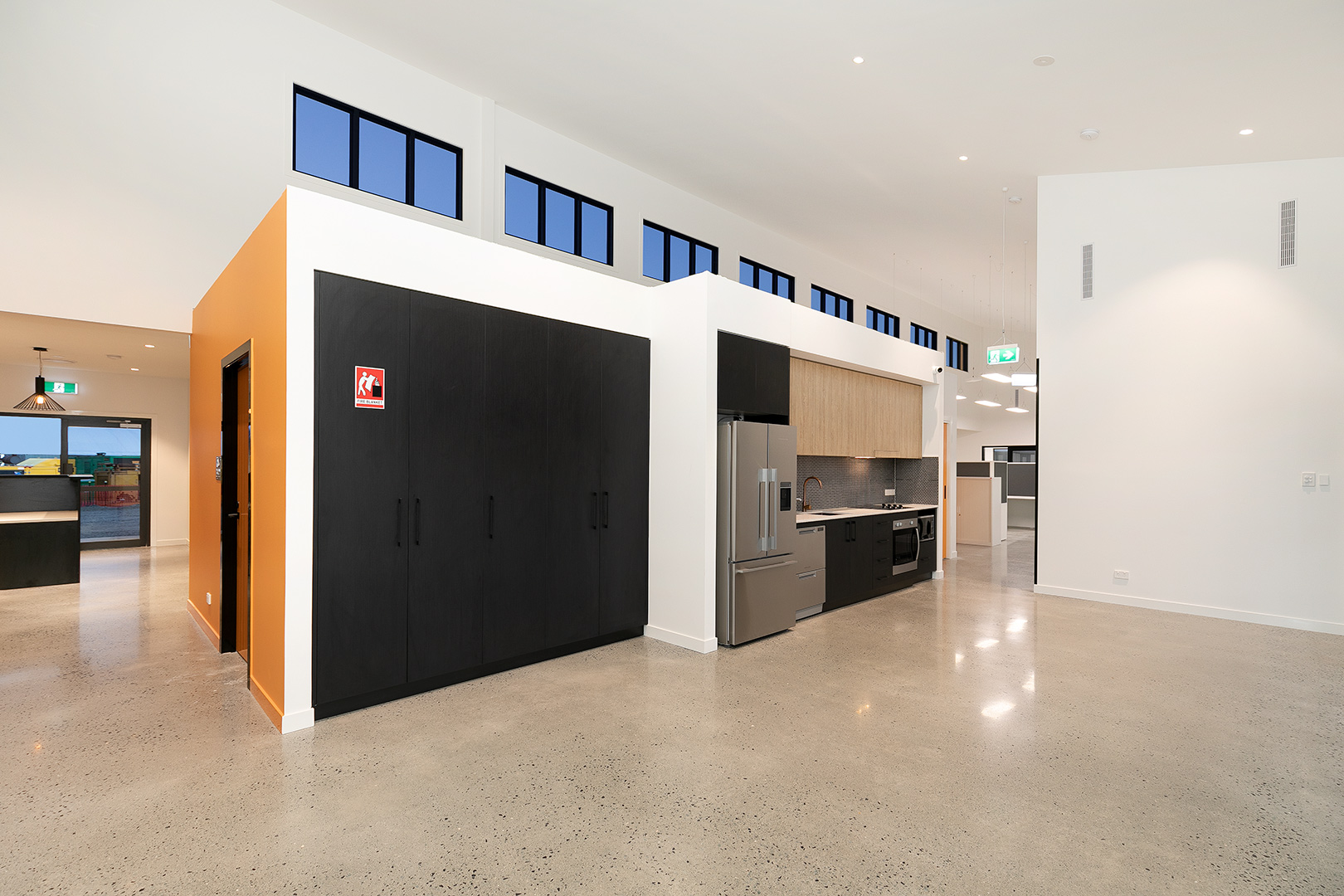 CAPORN PILING OFFICE | Invilla | Brisbane Architects & Designers