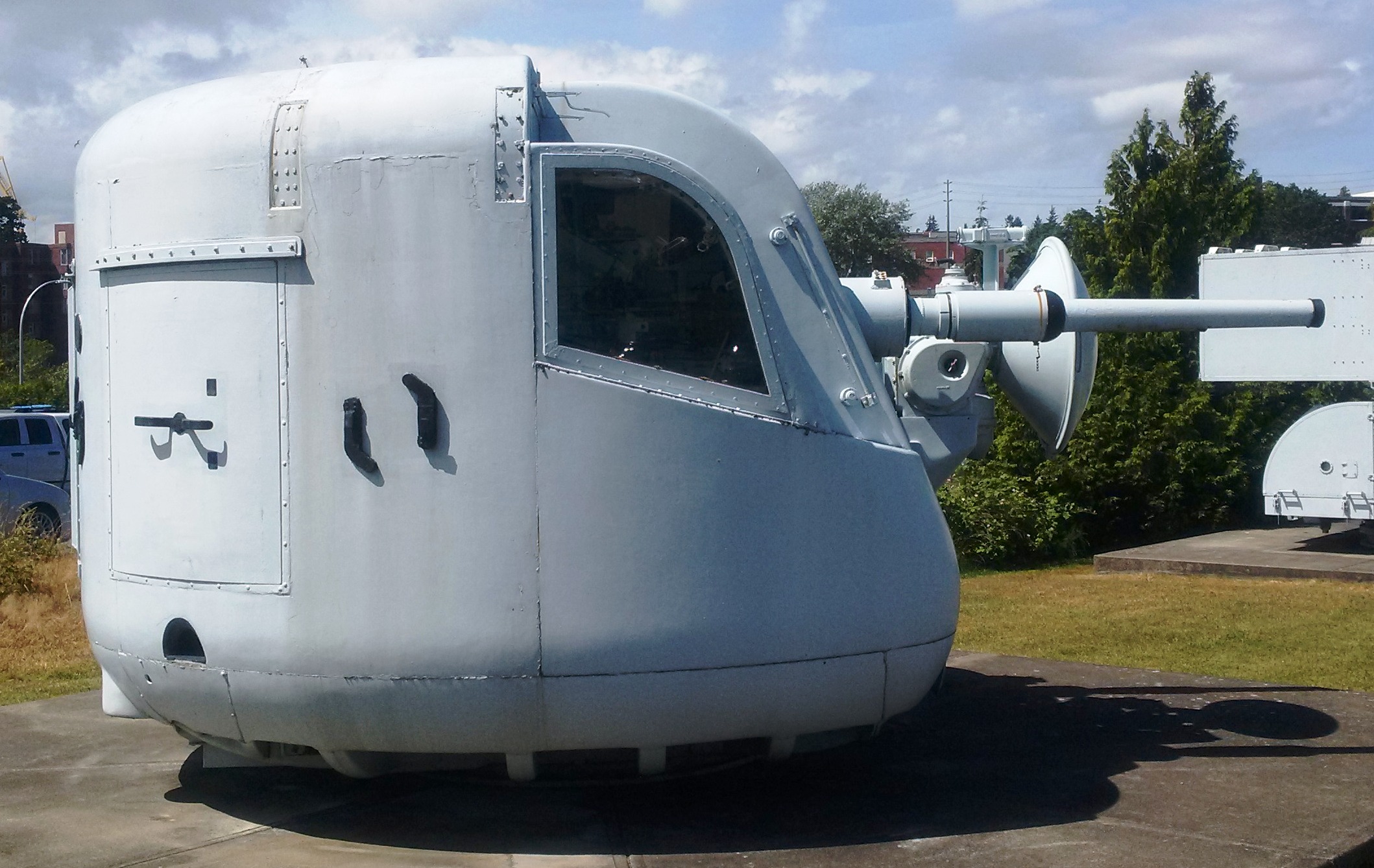 Artillery in Canada (1) British Columbia: Canadian Forces Base ...