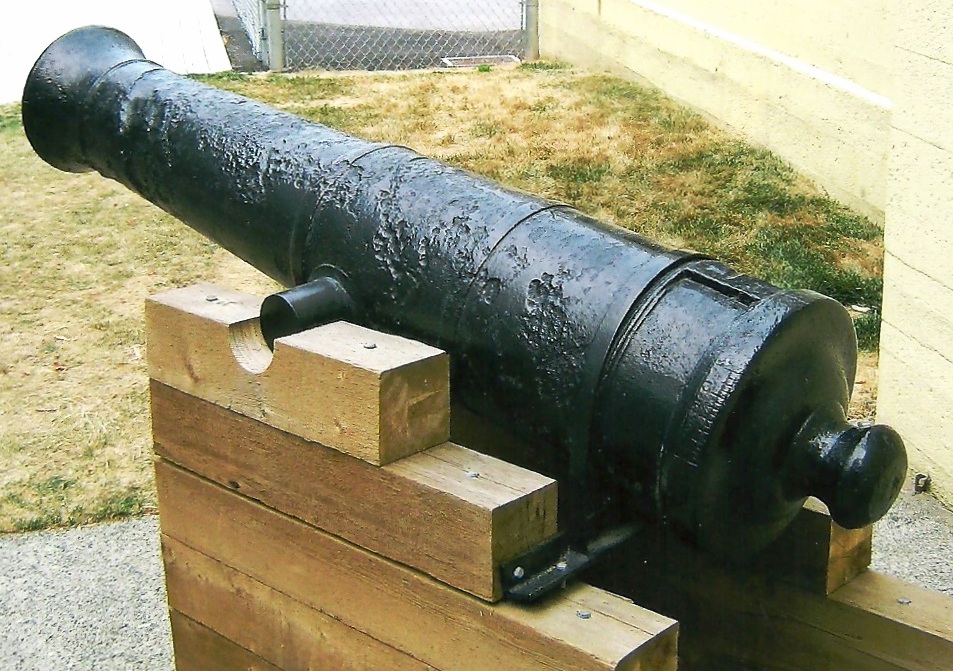 Artillery in Canada (1) British Columbia: Vancouver, HMCS Discovery ...
