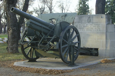 Artillery in Canada (3) Saskatchewan: Regina, HMCS Queen, Regina ...