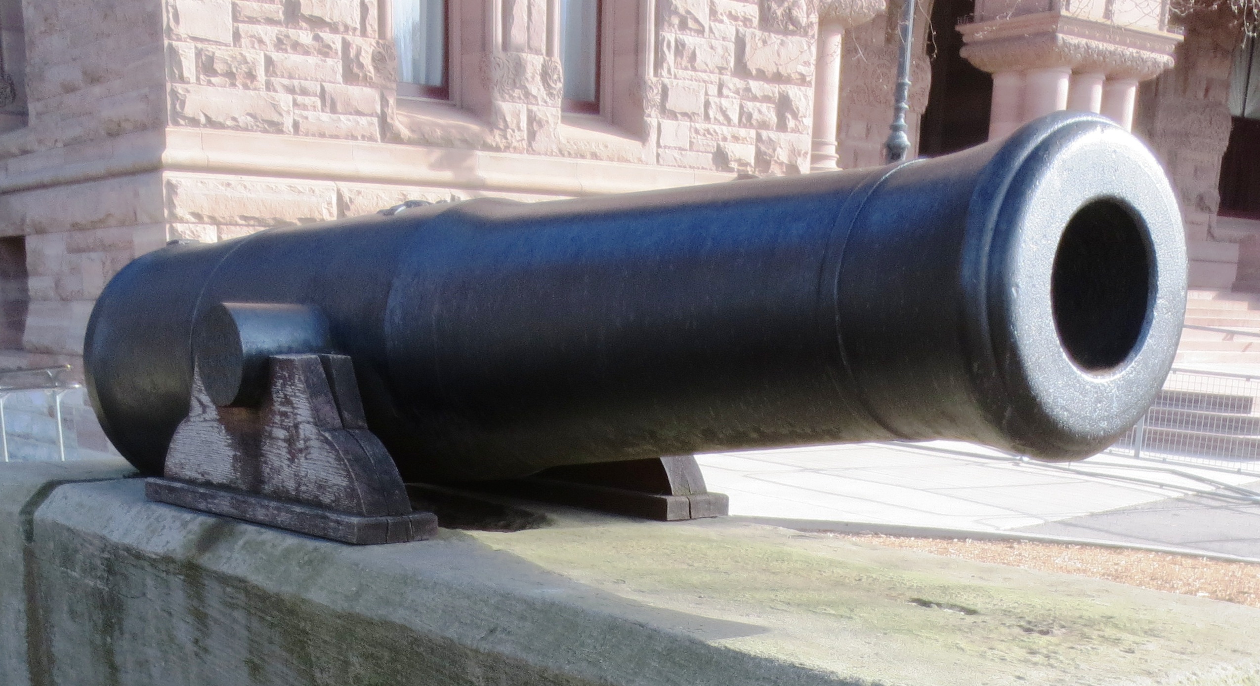 Artillery in Canada: Russian Crimean War Trophy Guns