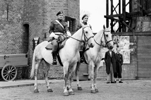 Canadian Provost Corps (C Pro C), Italy and North West Europe, 1943 ...