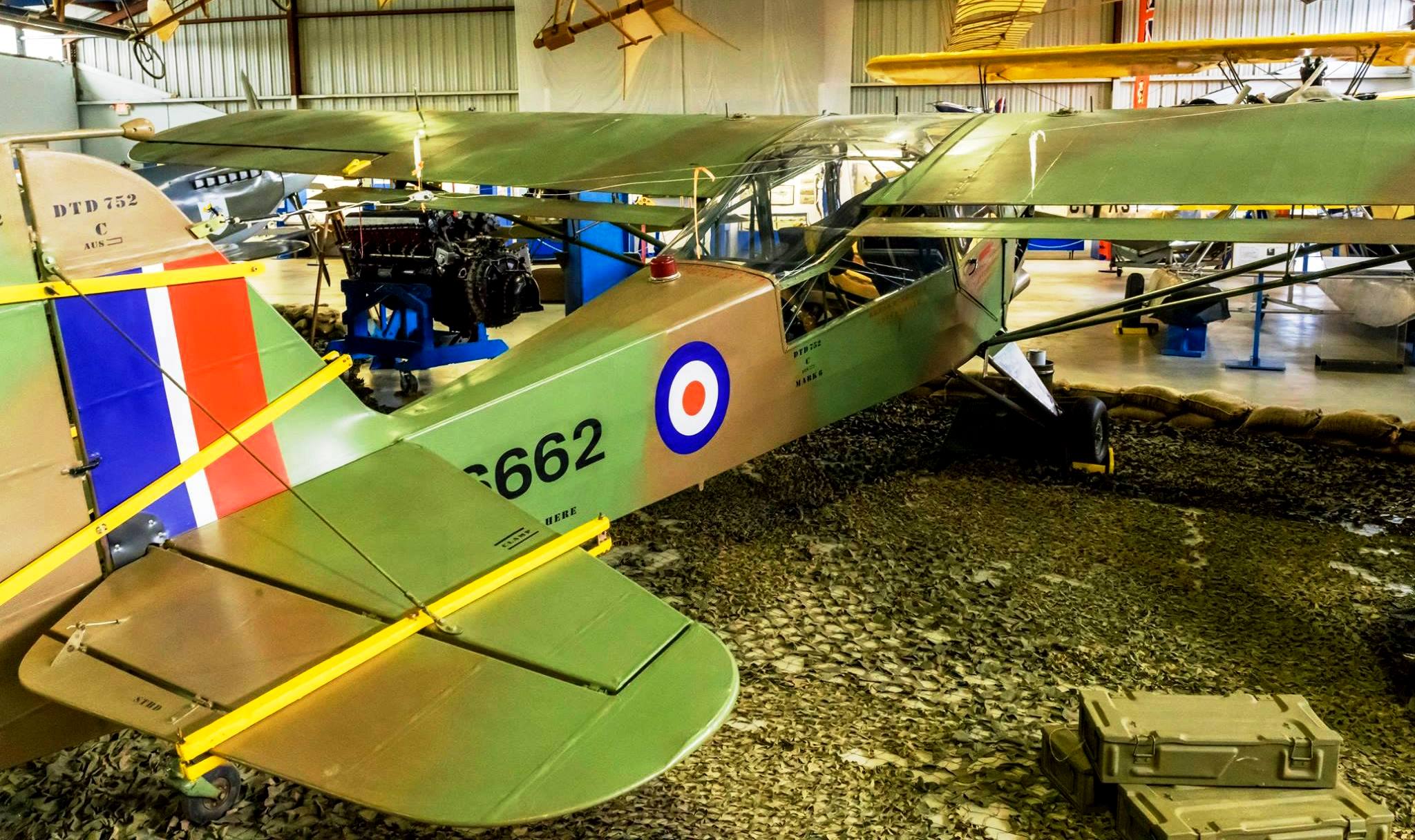 Canadian Warplanes 4: Taylorcraft Auster Mk. III, IV and V, Auster AOP.6