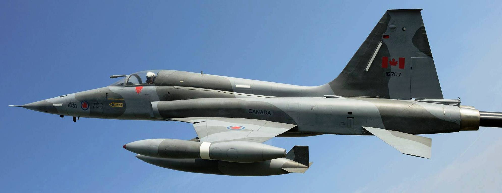 Canadian Warplanes (2) Alberta