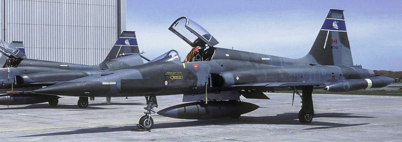 Canadian Warplanes (5) Ontario, CFB Borden, Base Borden Military Museum