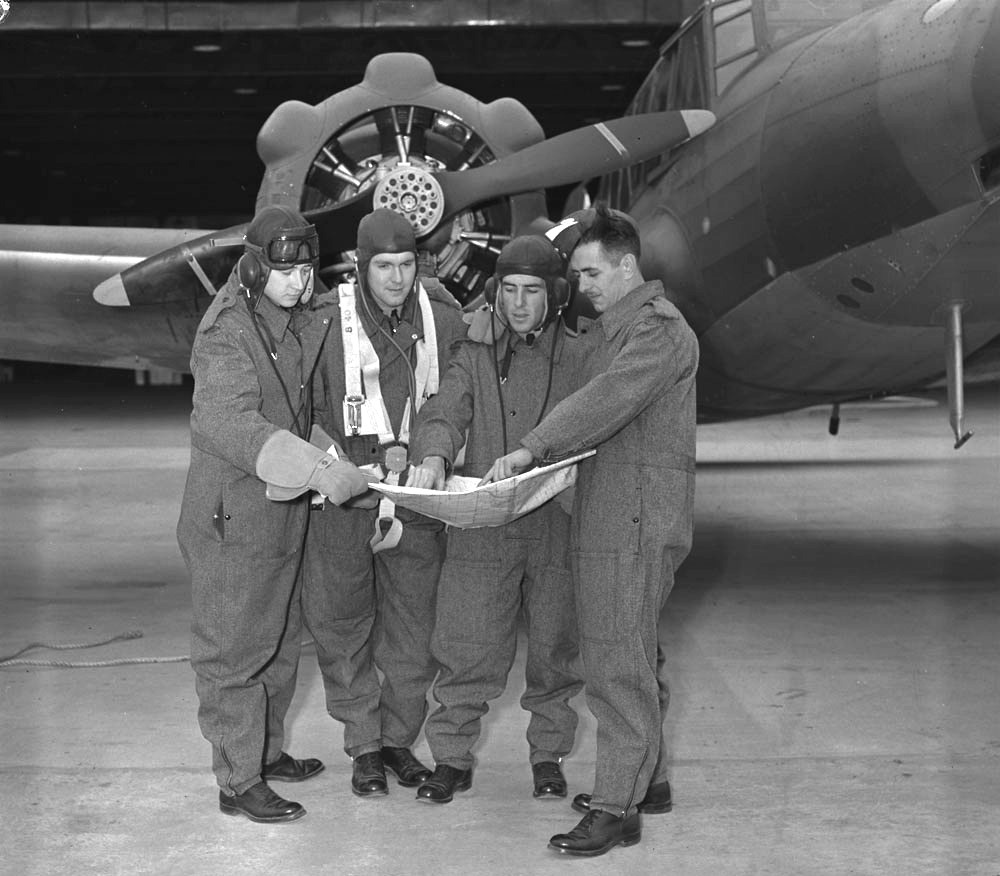 Canadian Warplanes 3: Avro Anson