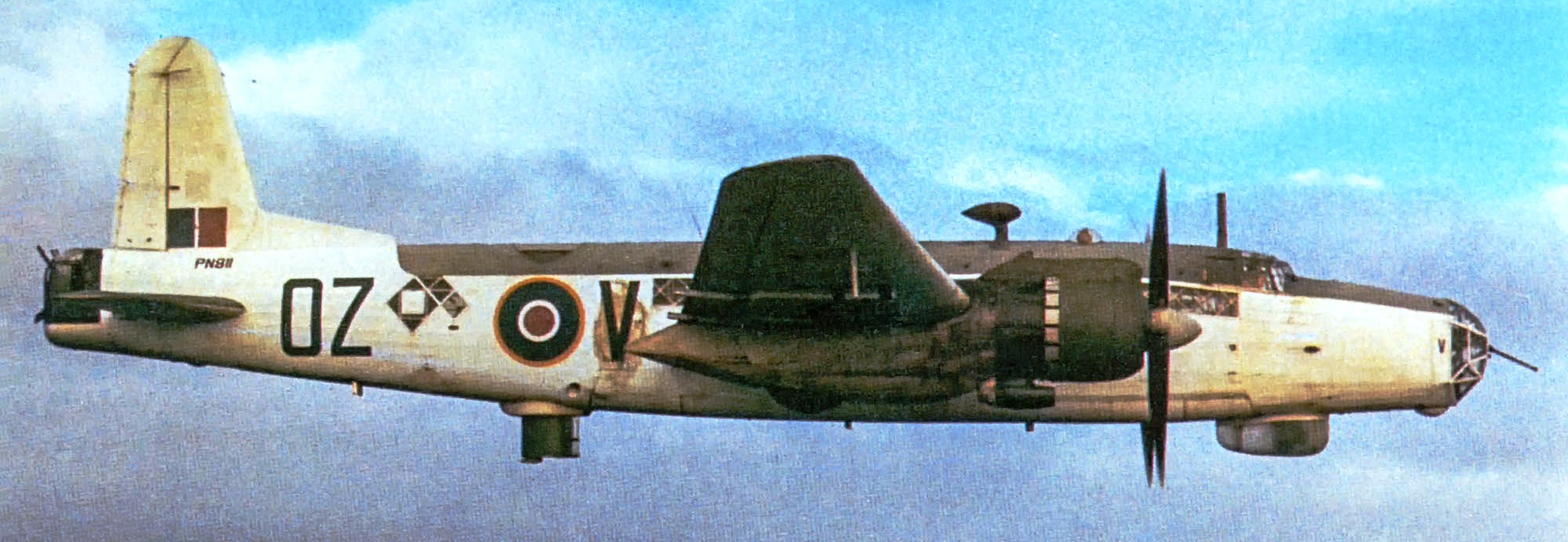Canadian Warplanes 4: Vickers Warwick