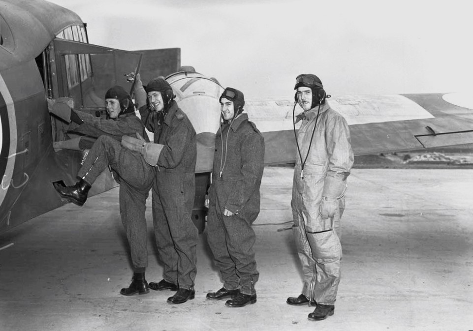 Canadian Warplanes 3: Avro Anson