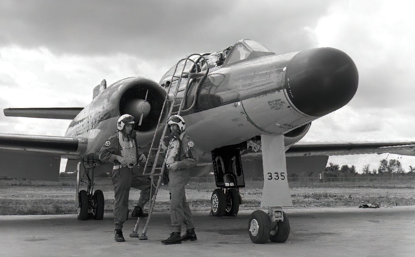 Canadian Warplanes 6: Avro CF-100 Canuck